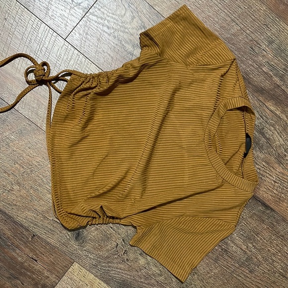 SHEIN | Tops | Open Back Cinched Sided Top | Poshmark